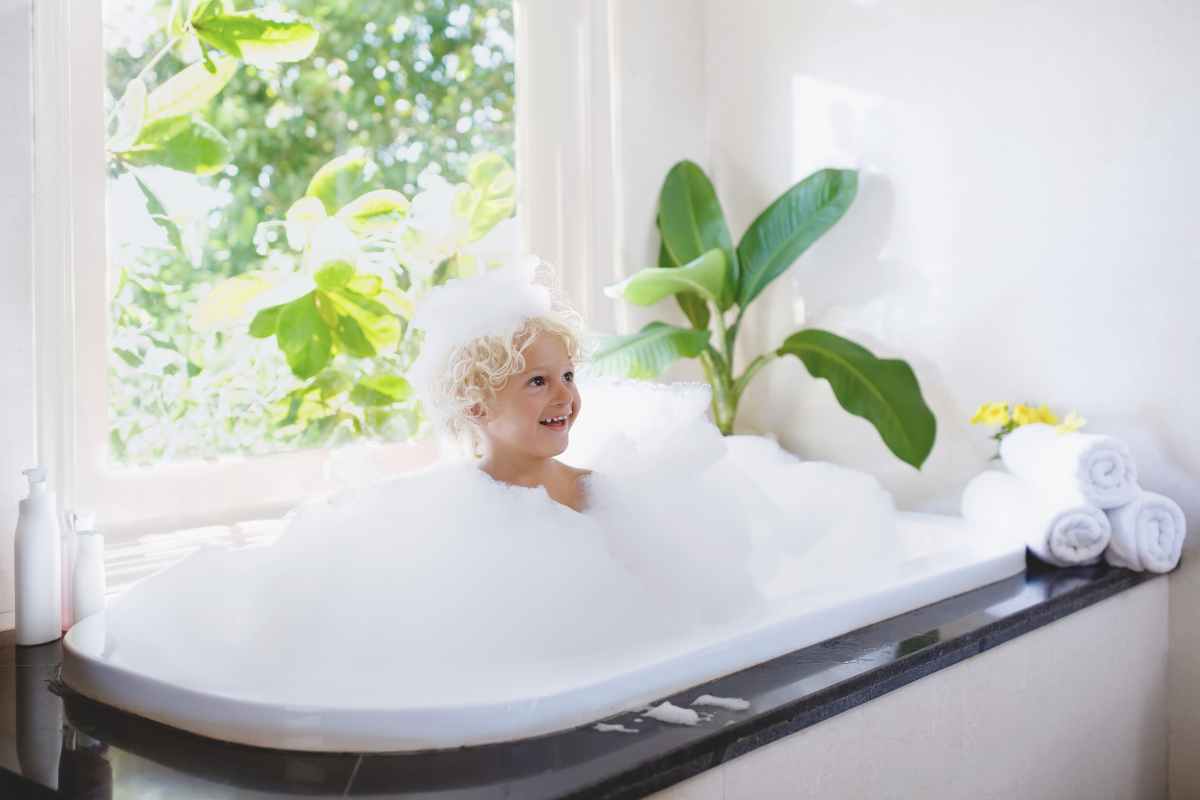 55+ Super Creative Bath Activities For Toddlers(That We Love)